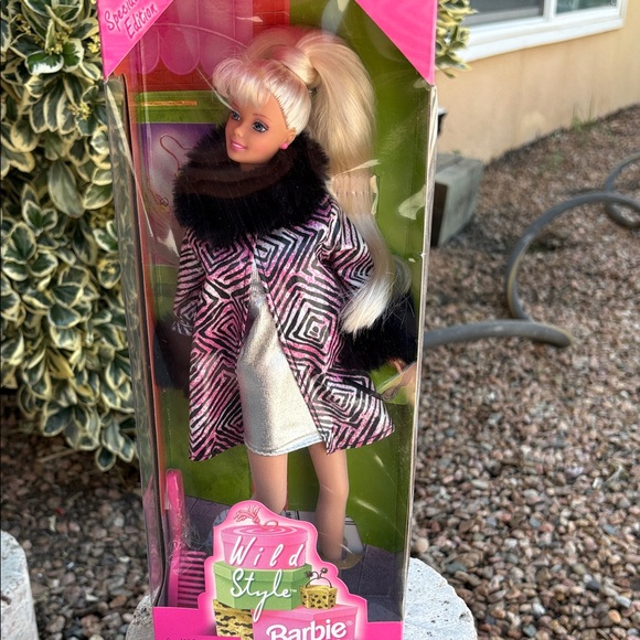 Barbie | Toys | Barbie Wild Style Doll With Pink And Black Coat 997 ...
